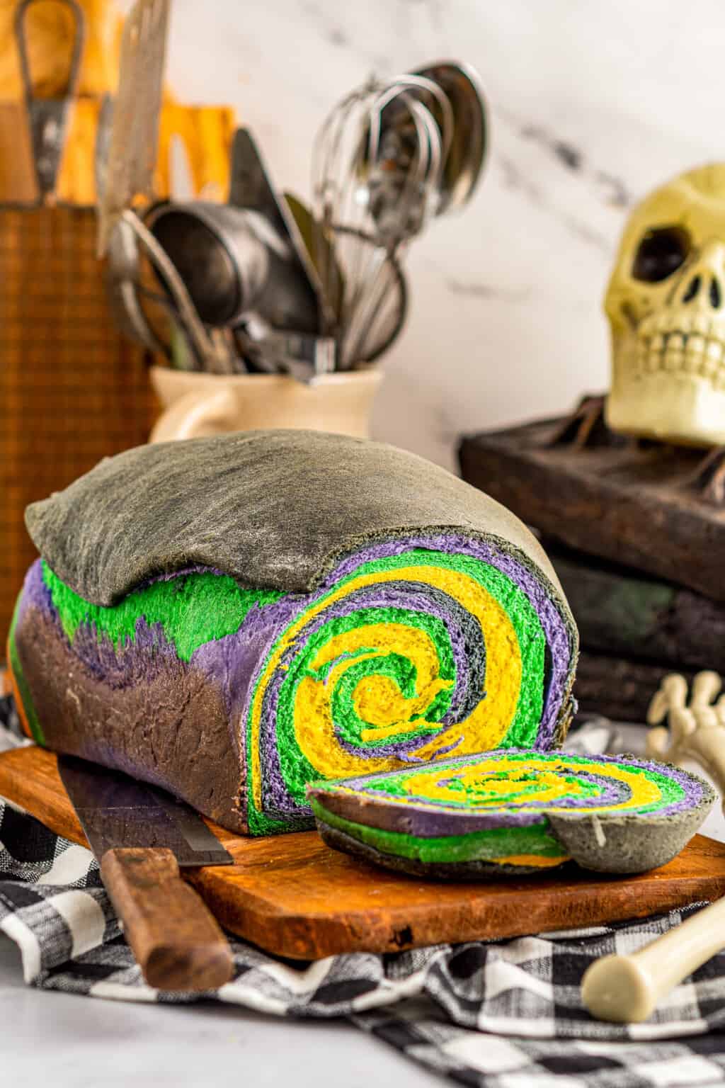 35 Spooky Desserts That Will Give You Chills - ZEN AND HONEY