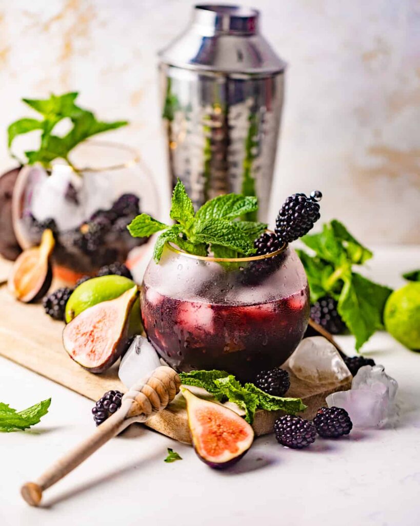25 Gorgeous Spring Cocktails to Celebrate the Season - ZEN AND HONEY