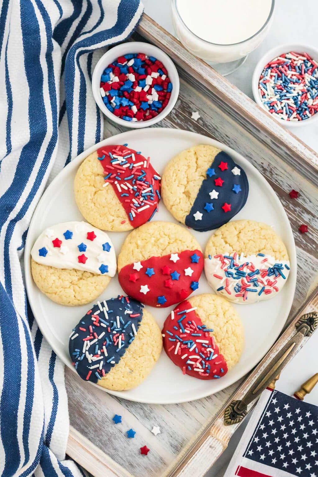 15 Easy 4th of July Cookies for Celebrating Red White and Blue - ZEN ...