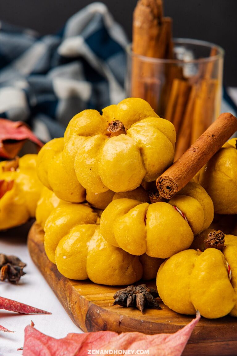 Pumpkin Dinner Rolls - ZEN AND HONEY
