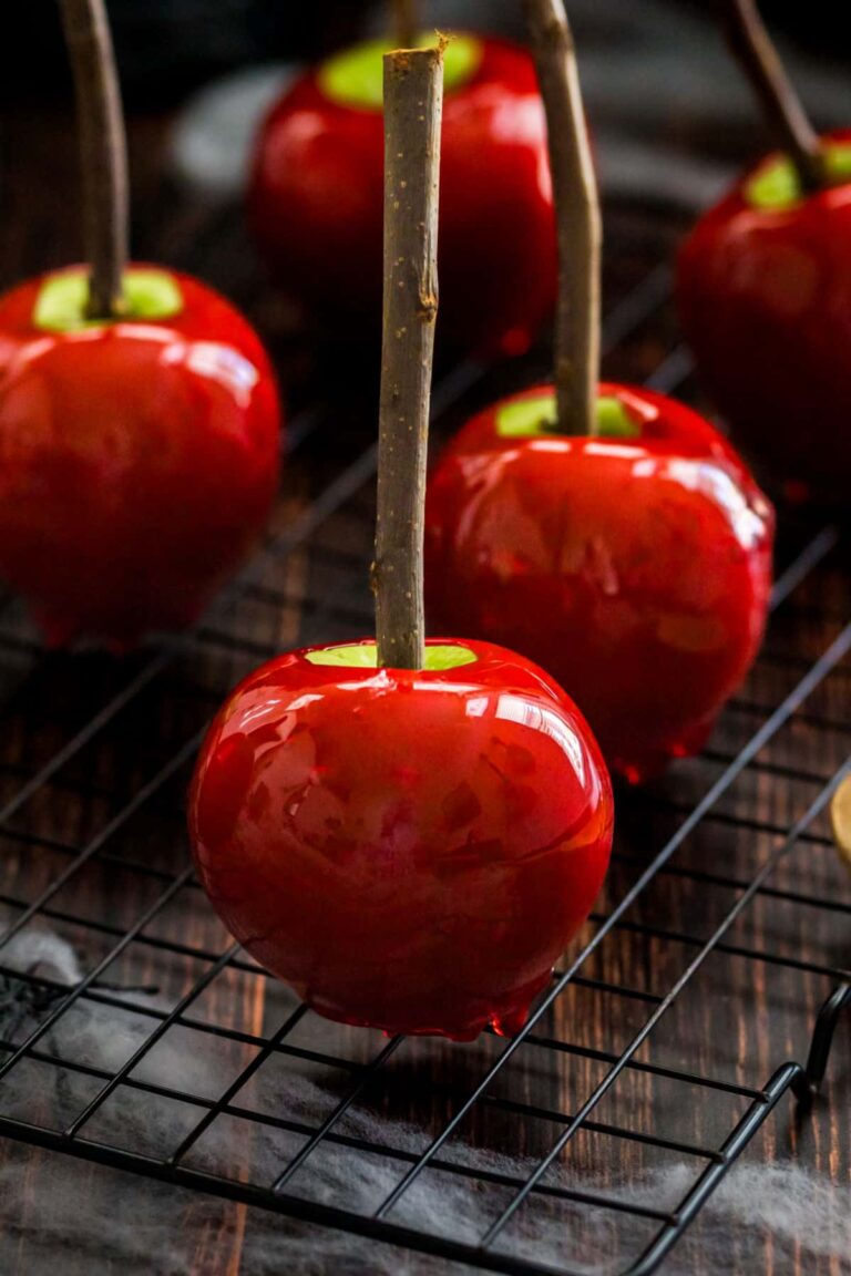 32 Easy Halloween Desserts That Are Horribly Tasty - ZEN AND HONEY