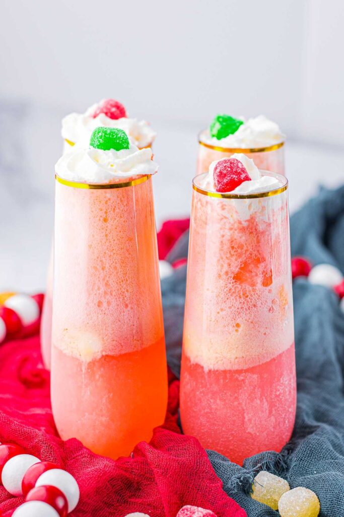 27 Magical Christmas Mocktails for Non-Alcoholic Holiday Sips - ZEN AND ...