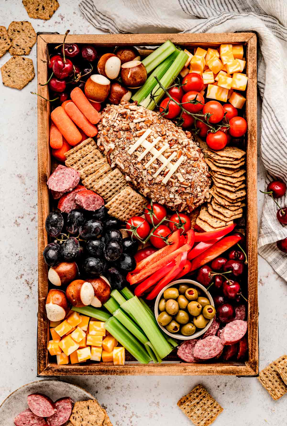 28 Easy Football Party Foods And Dips Perfect for Game Day - ZEN AND HONEY