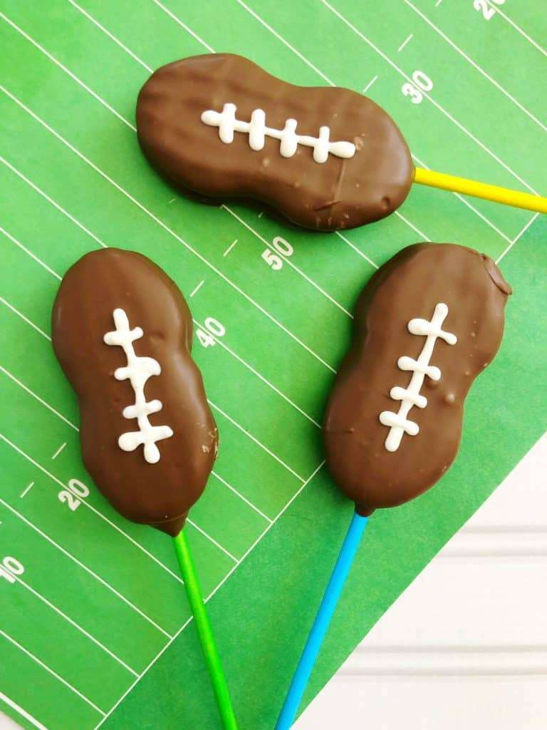 23 Easy Super Bowl Desserts for Football Season & Tailgating - ZEN AND ...