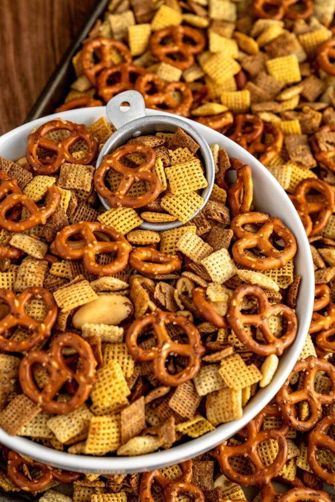 15 Fun Sweet And Salty Trail Mix Recipes - ZEN AND HONEY