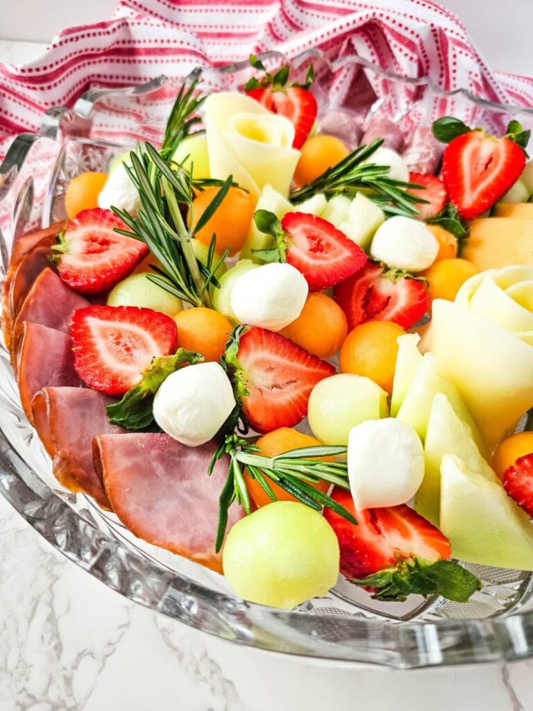 20 Easy Summer Finger Foods For Kicking Off Parties - ZEN AND HONEY