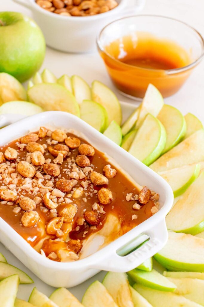19 Easy Fall Potluck Food Ideas for a Crowd - ZEN AND HONEY