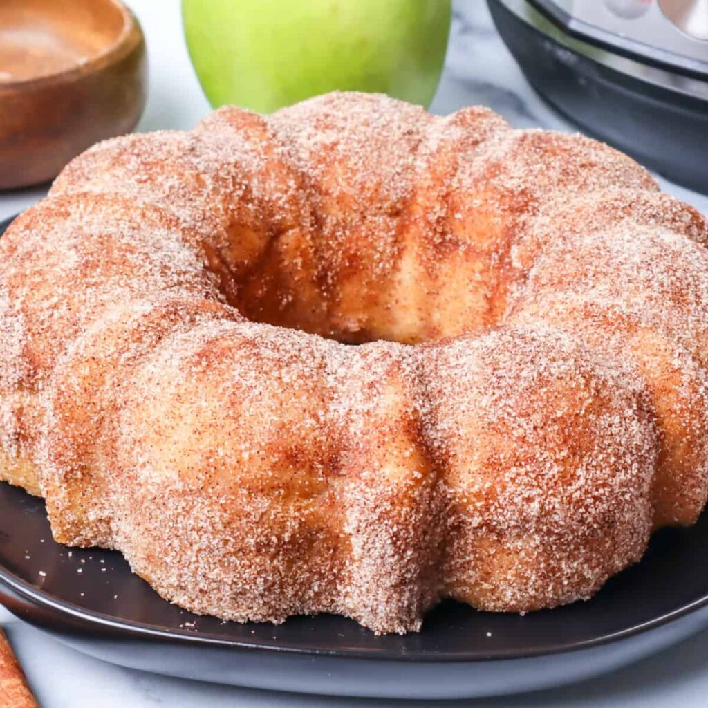 15 Easy Fall Cake Recipes To Make Your Home Smell Heavenly - ZEN AND HONEY