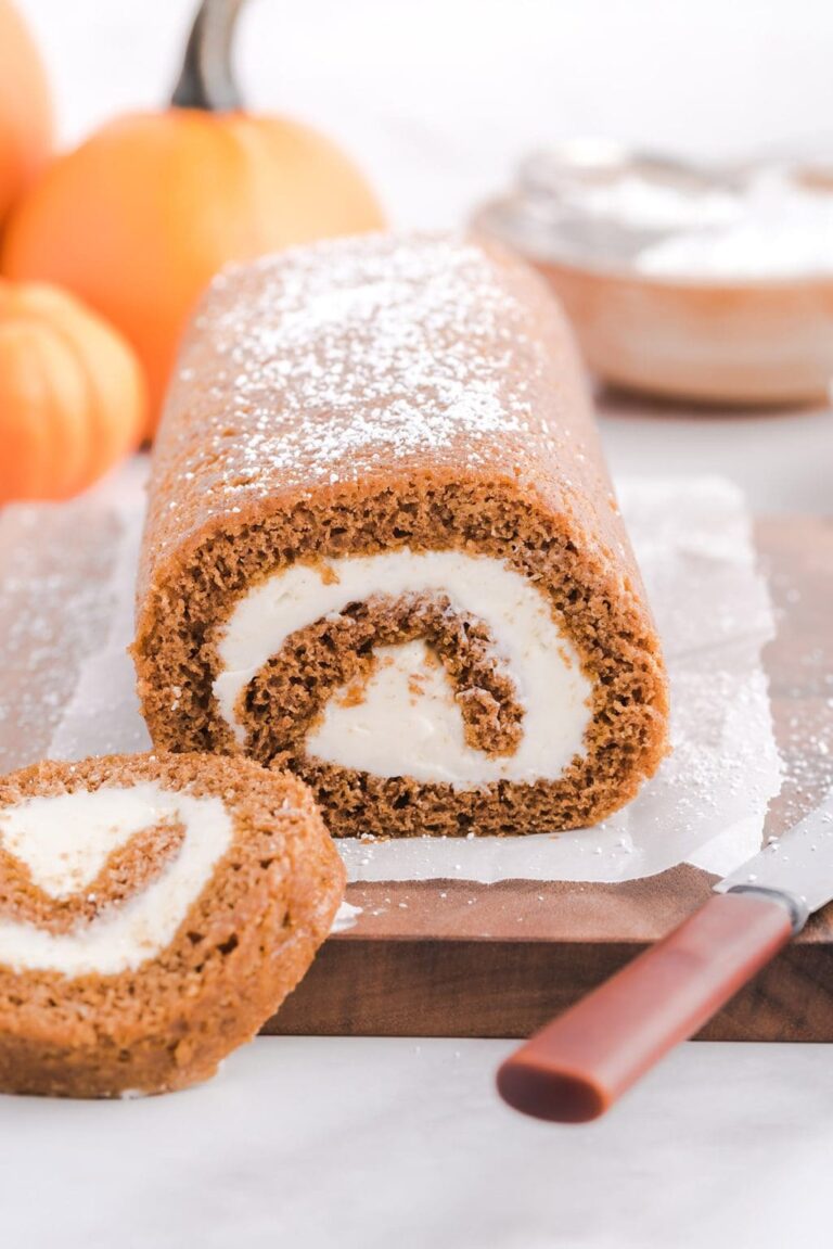 15 Easy Fall Cake Recipes To Make Your Home Smell Heavenly - ZEN AND HONEY